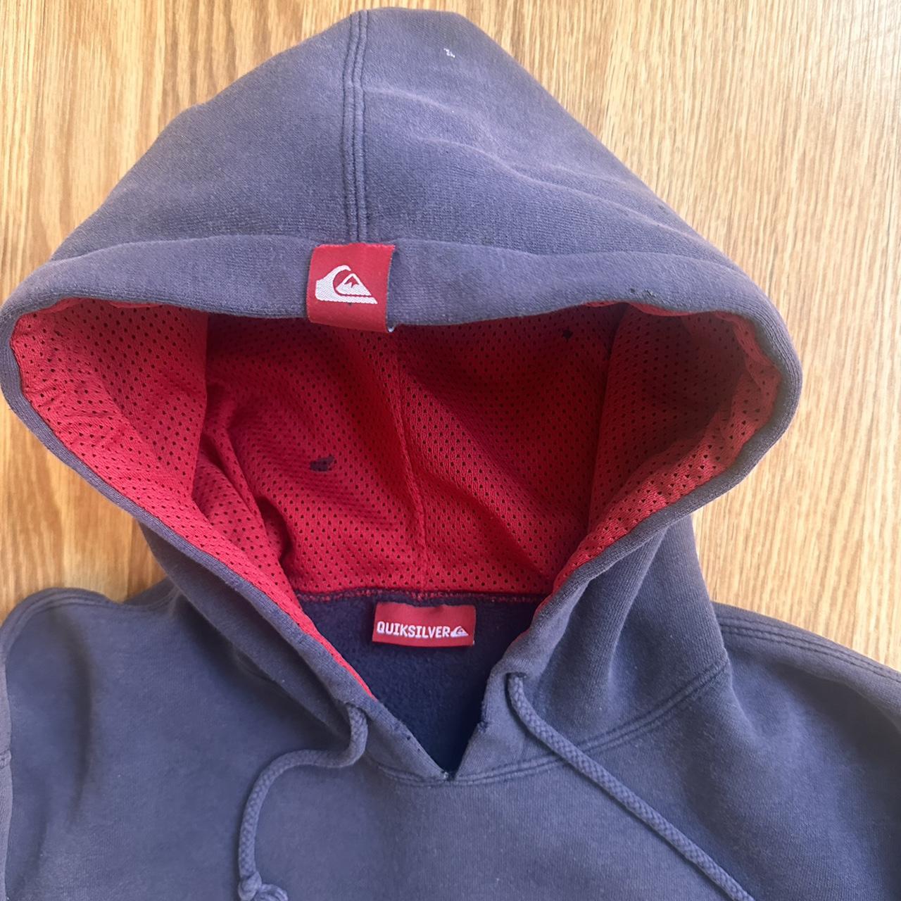 Vintage Quiksilver hoodie with an amazing middle... | Depop