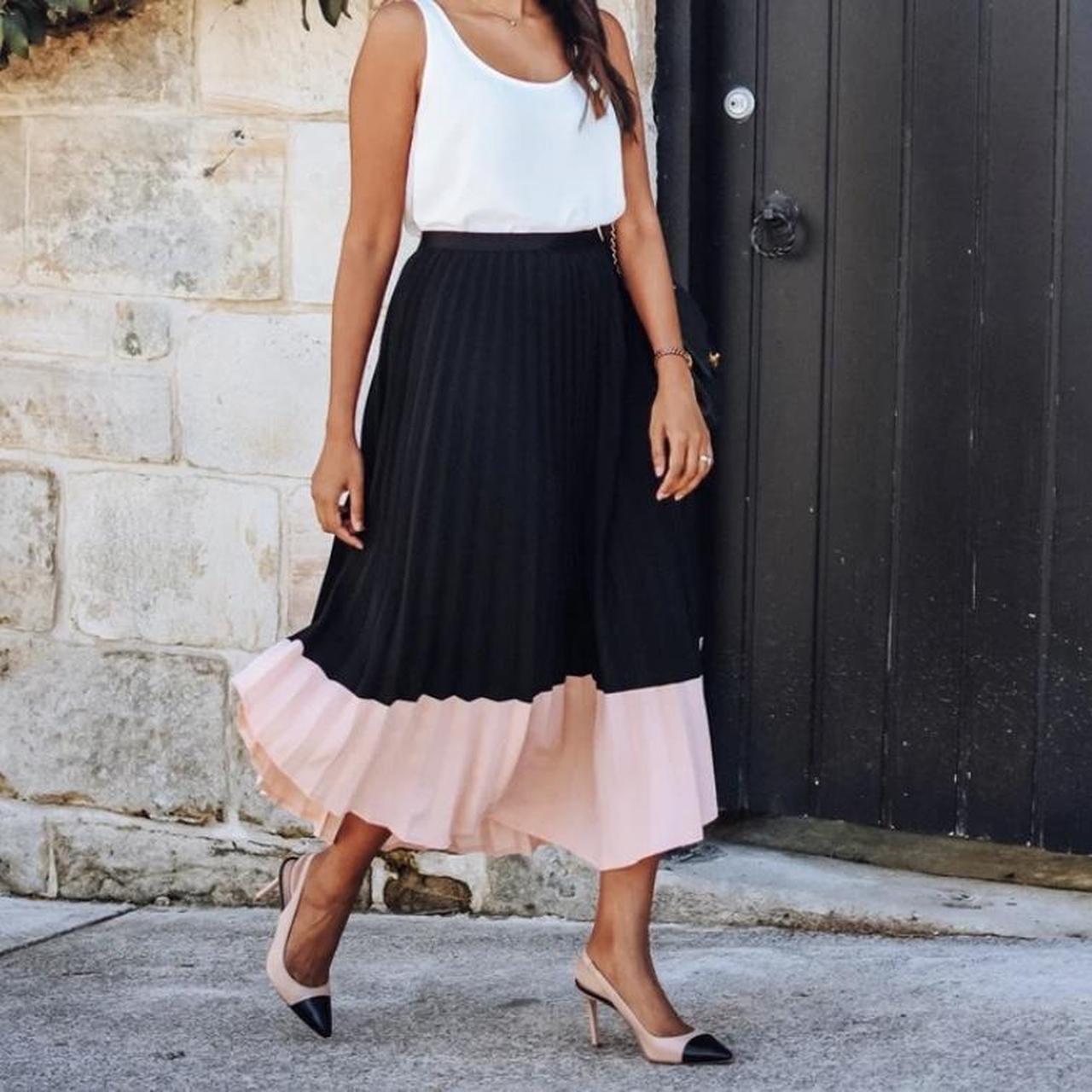 PREVIEW by Target 😍 💗Size 20 💗Black and pink... | Depop