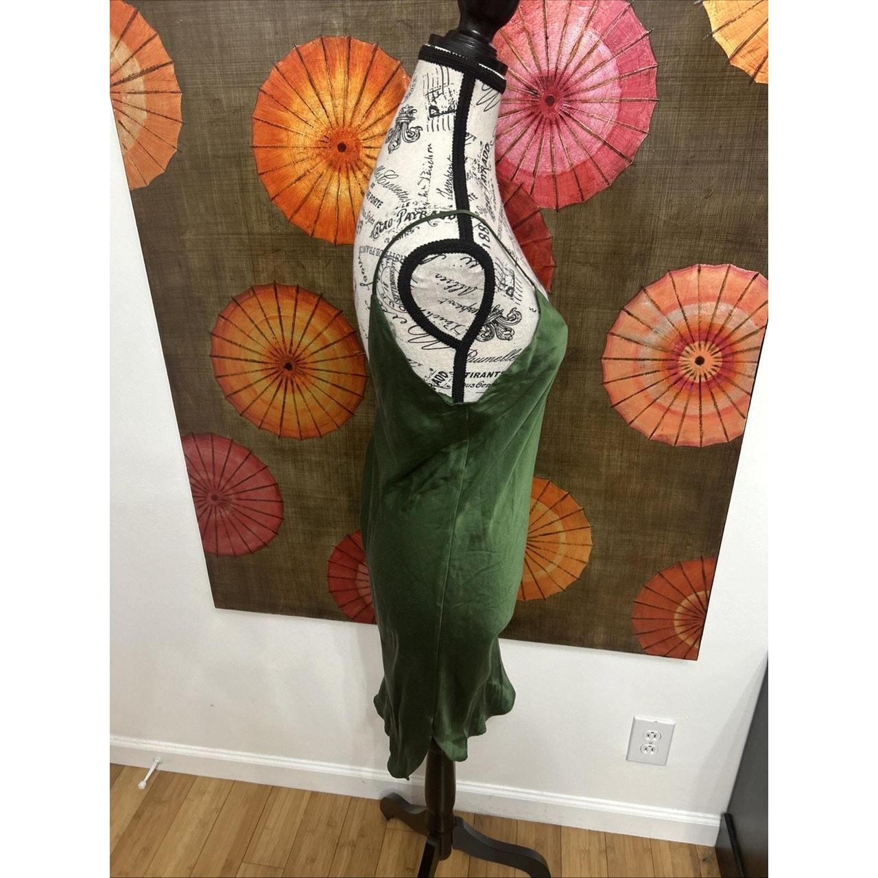 The Valerie Stevens 100% Silk Midi Dress in size... | Depop