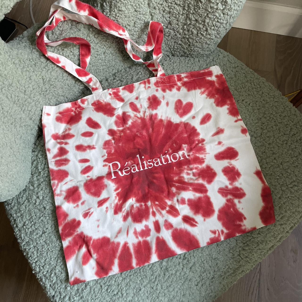 Réalisation par tie dye tote, limited edition Never... - Depop
