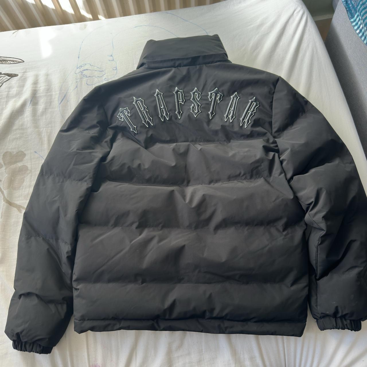 Trapstar black puffer jacket Open to offer - Depop