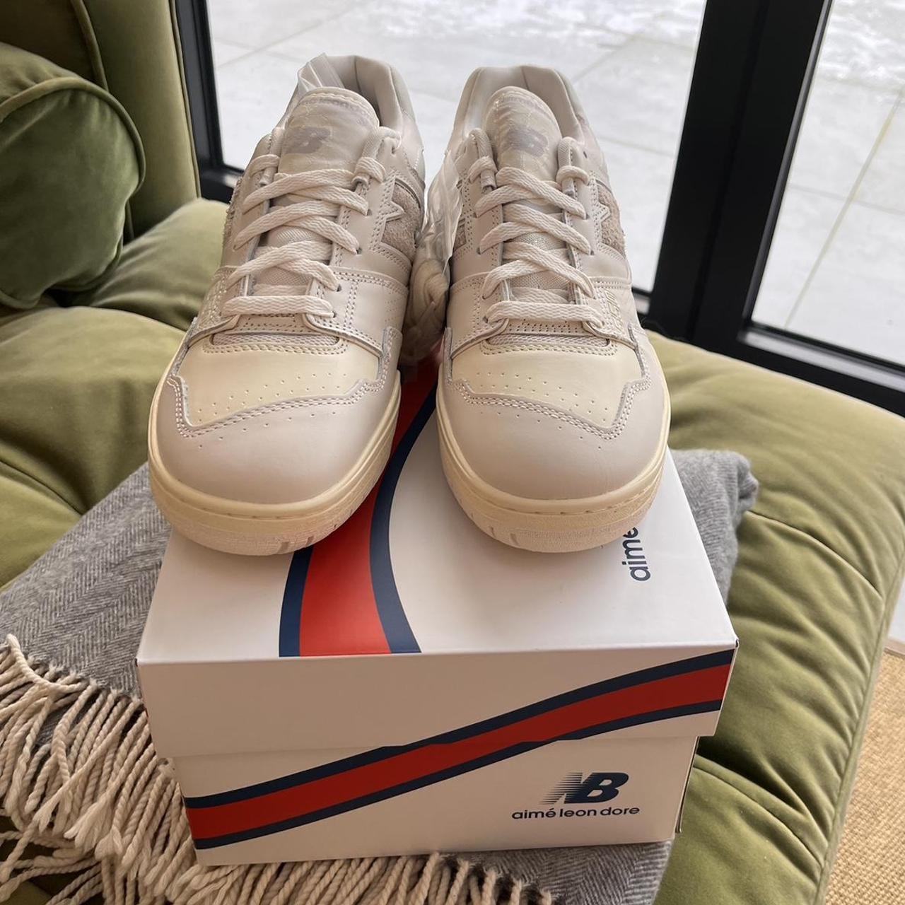 New Balance Men's Cream and White Trainers | Depop