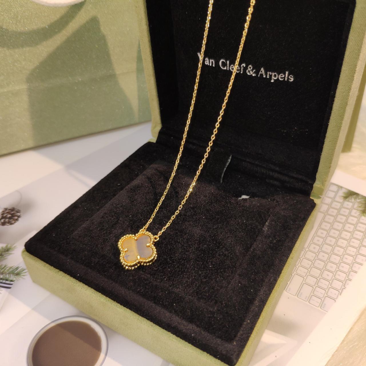 Van Cleef And Arpels Necklace Authentic Piece! Comes... - Depop