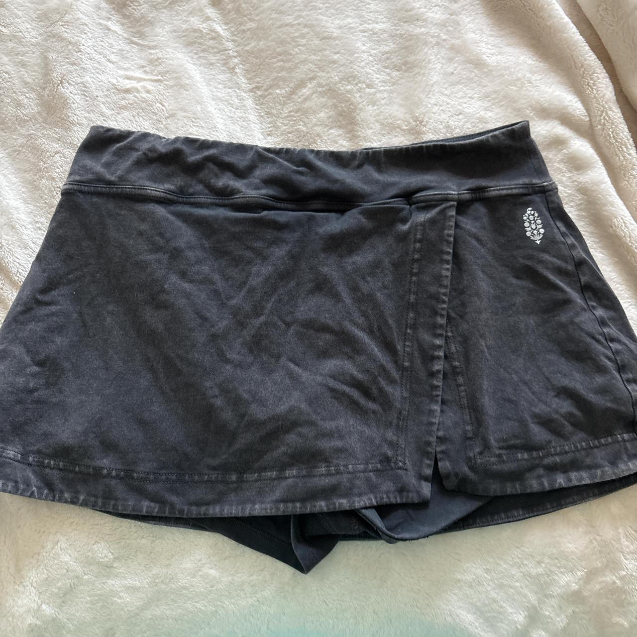 Free People hotshot mini skort perfect condition | Depop