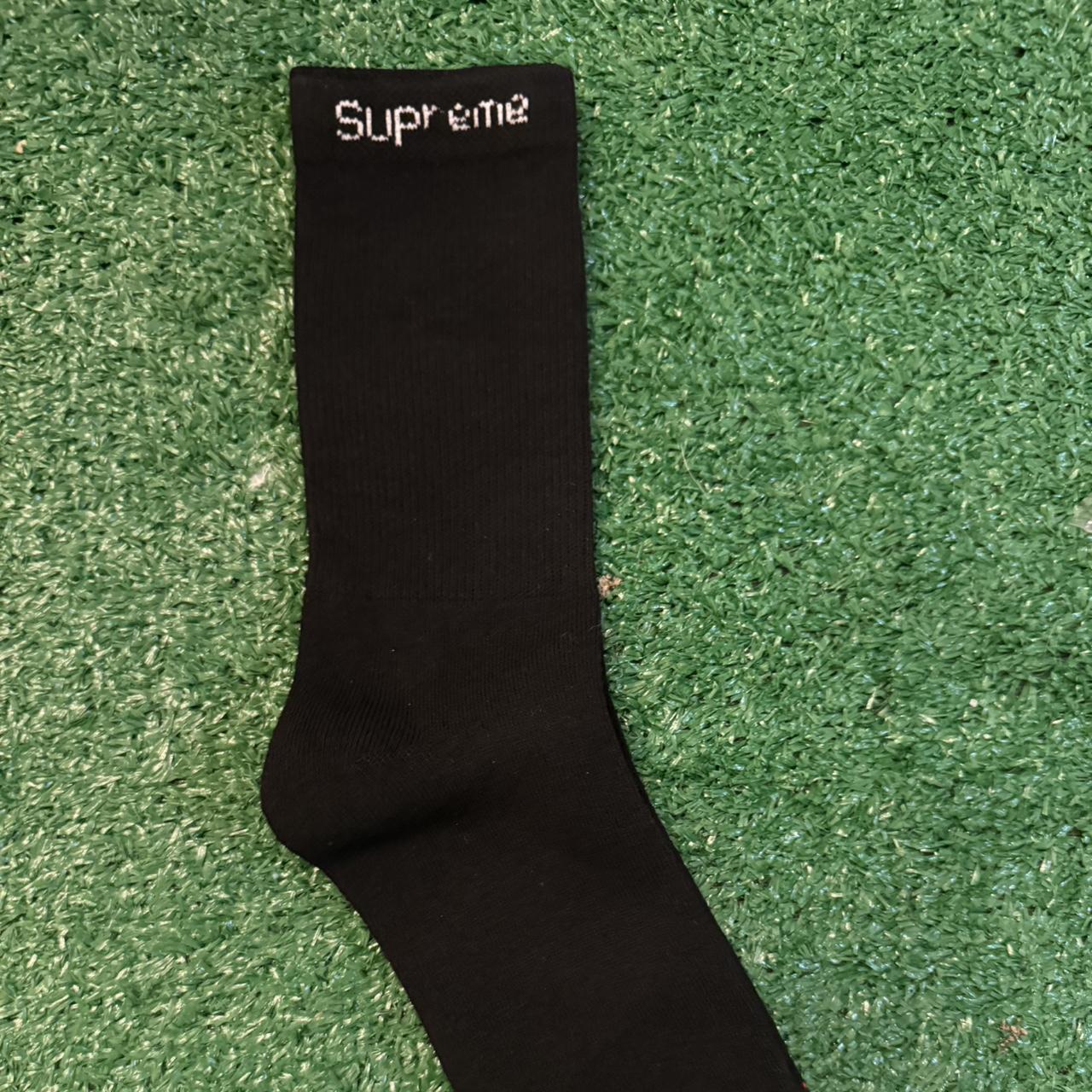 Supreme socks 2 pack Black Brand new - Depop