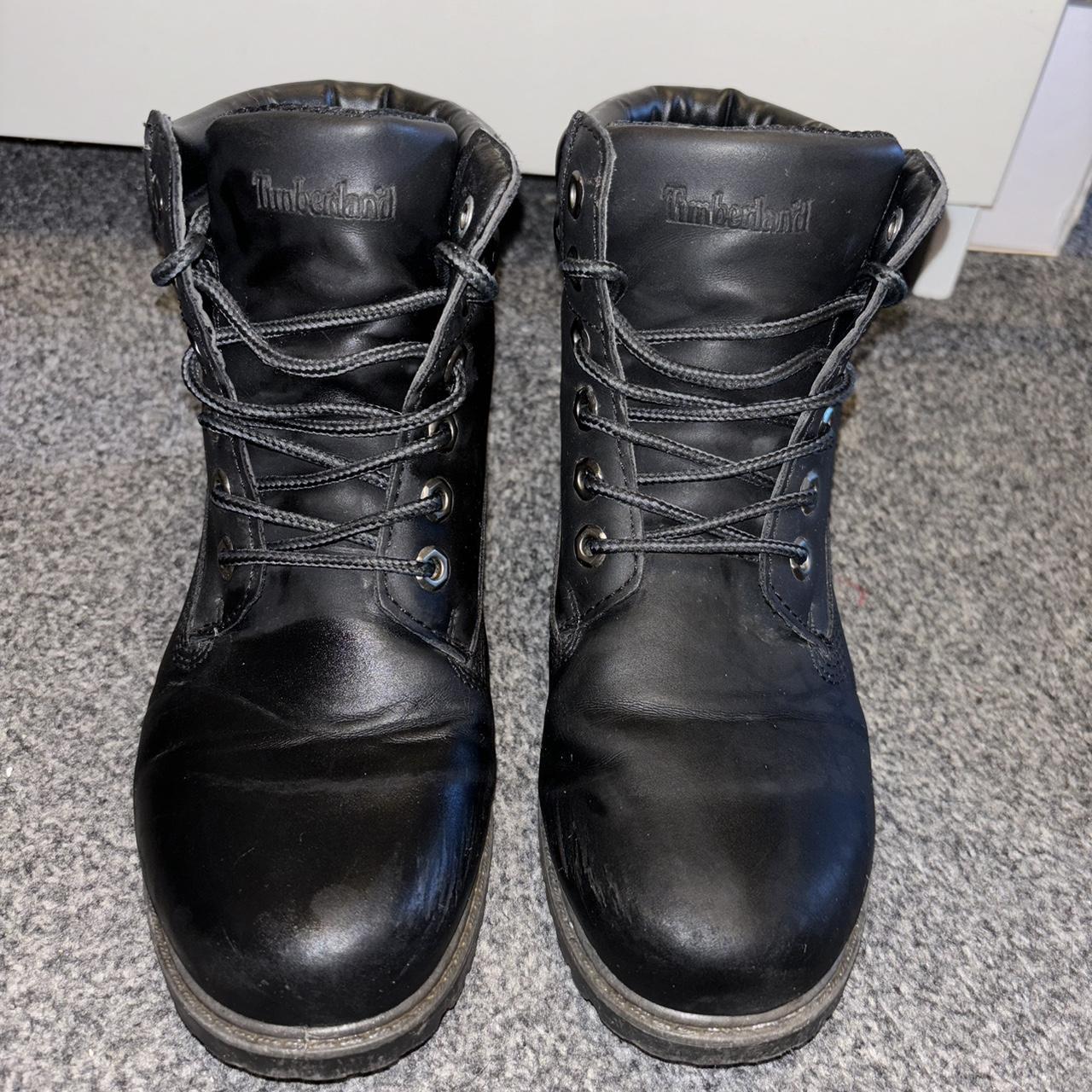Timberland black boots #boots Scuffs on the inside... - Depop