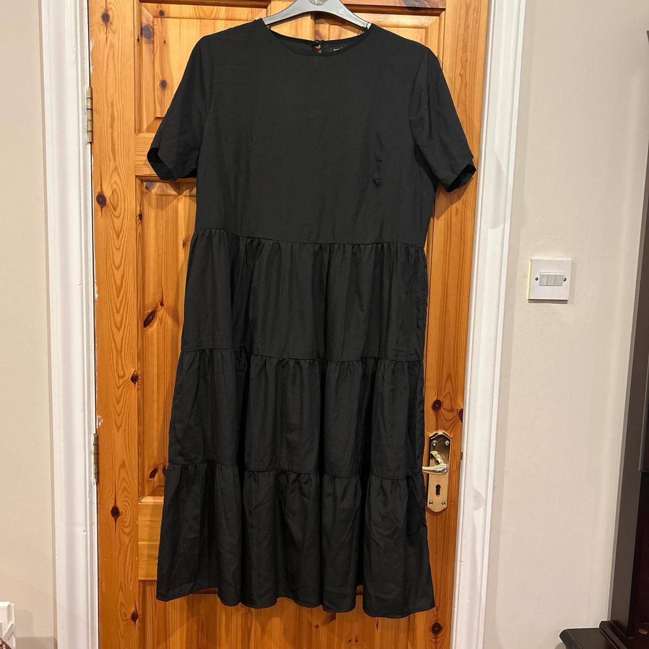 🖤 Boohoo Black Midi Dress - Size 16 (Worn Once!)... - Depop