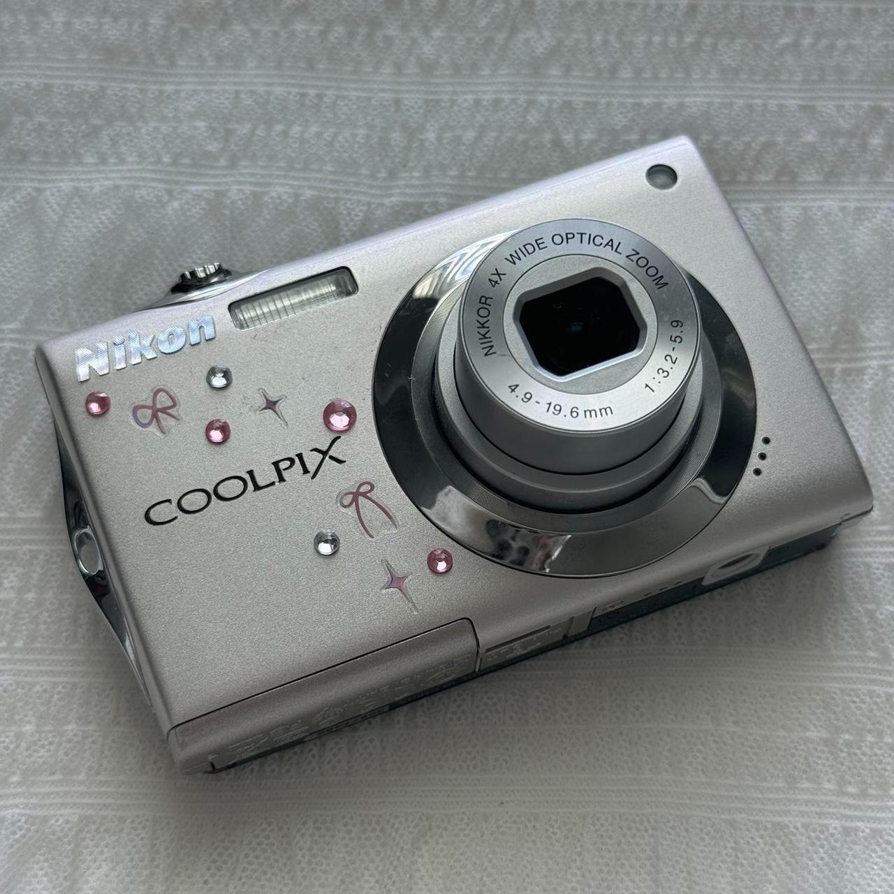 Nikon Coolpix S4000 Digital Camera Bundle 💗 Tested... - Depop