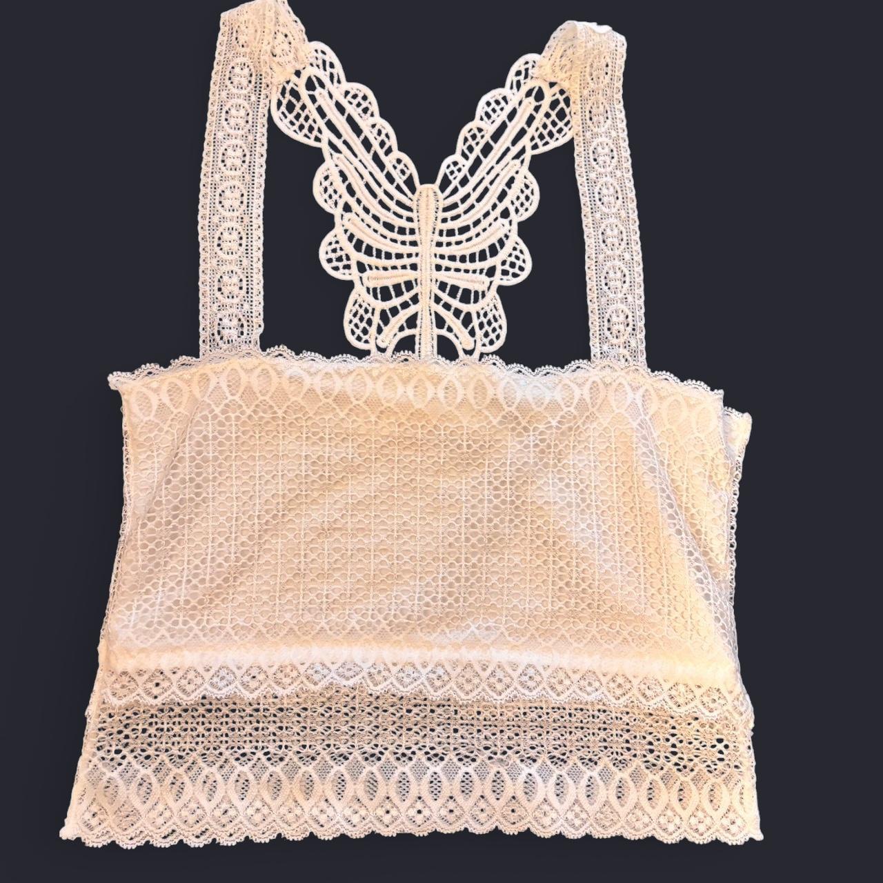 -White lace cropped tank top -Very intricate lace... | Depop