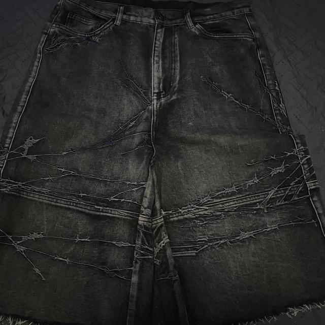 Ditch La | New & Secondhand Fashion | Depop