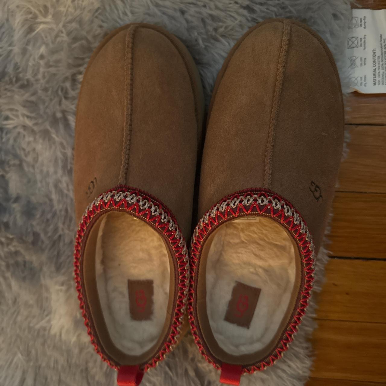 Brand new kids platform tasman uggs Size 6... | Depop