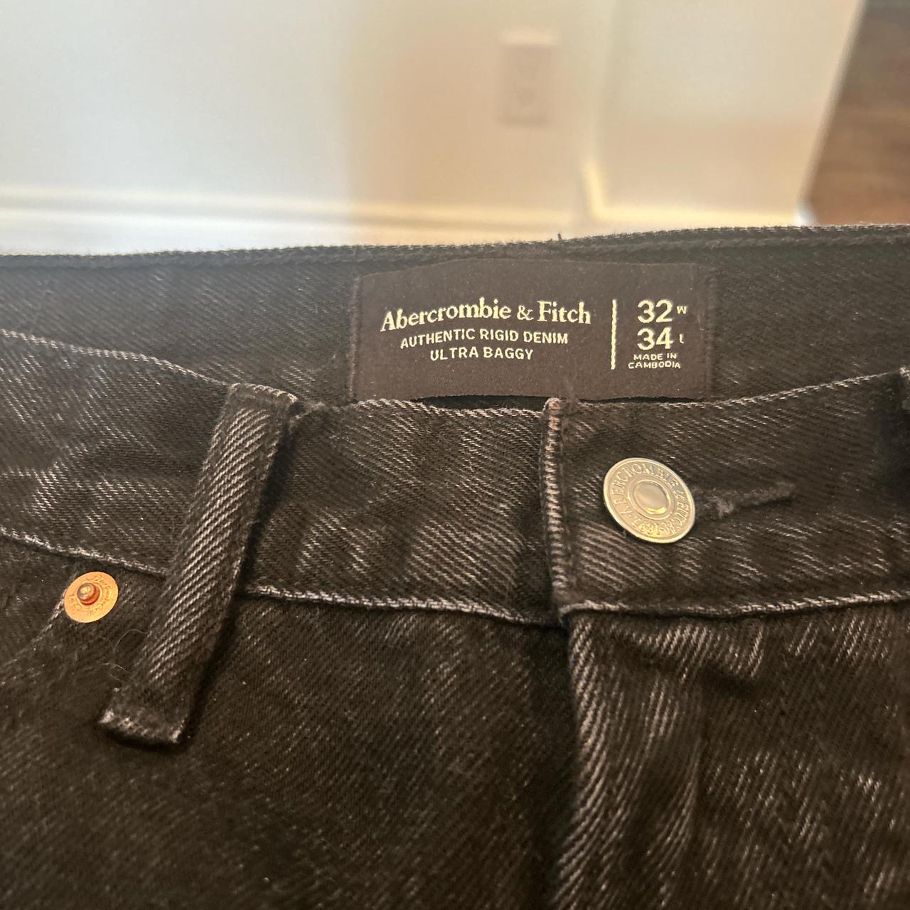 Jet black ultra baggy Abercrombie jeans 32-34 Send... | Depop