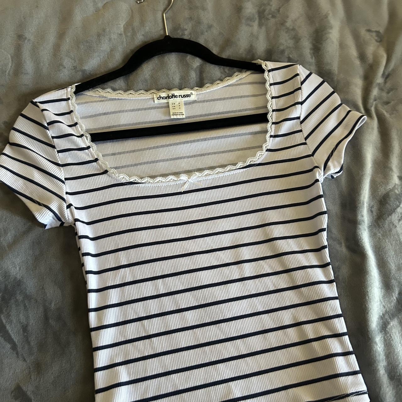 White and navy striped ribbed top #stripes | Depop