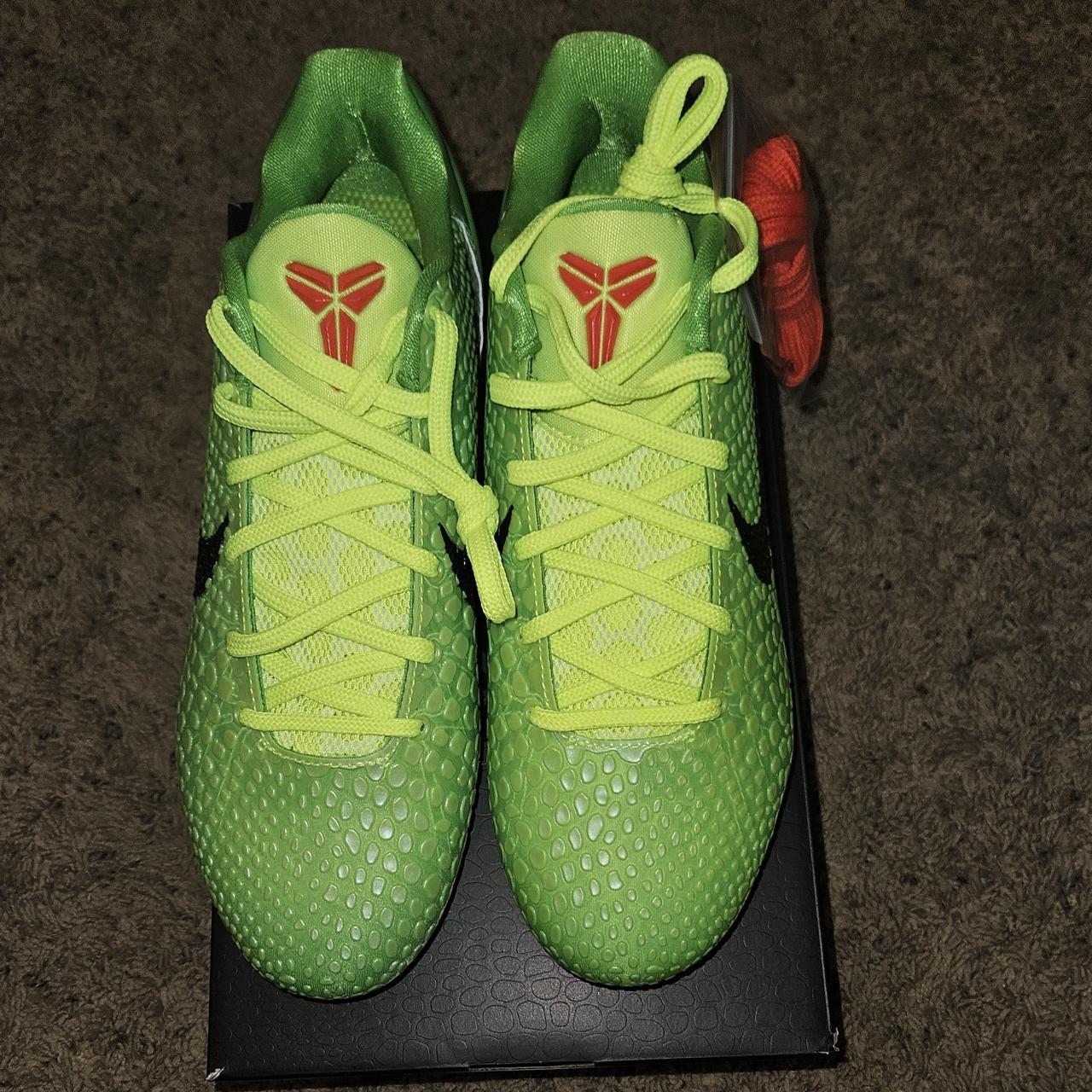 Nike kobe grinch football cleats - Depop