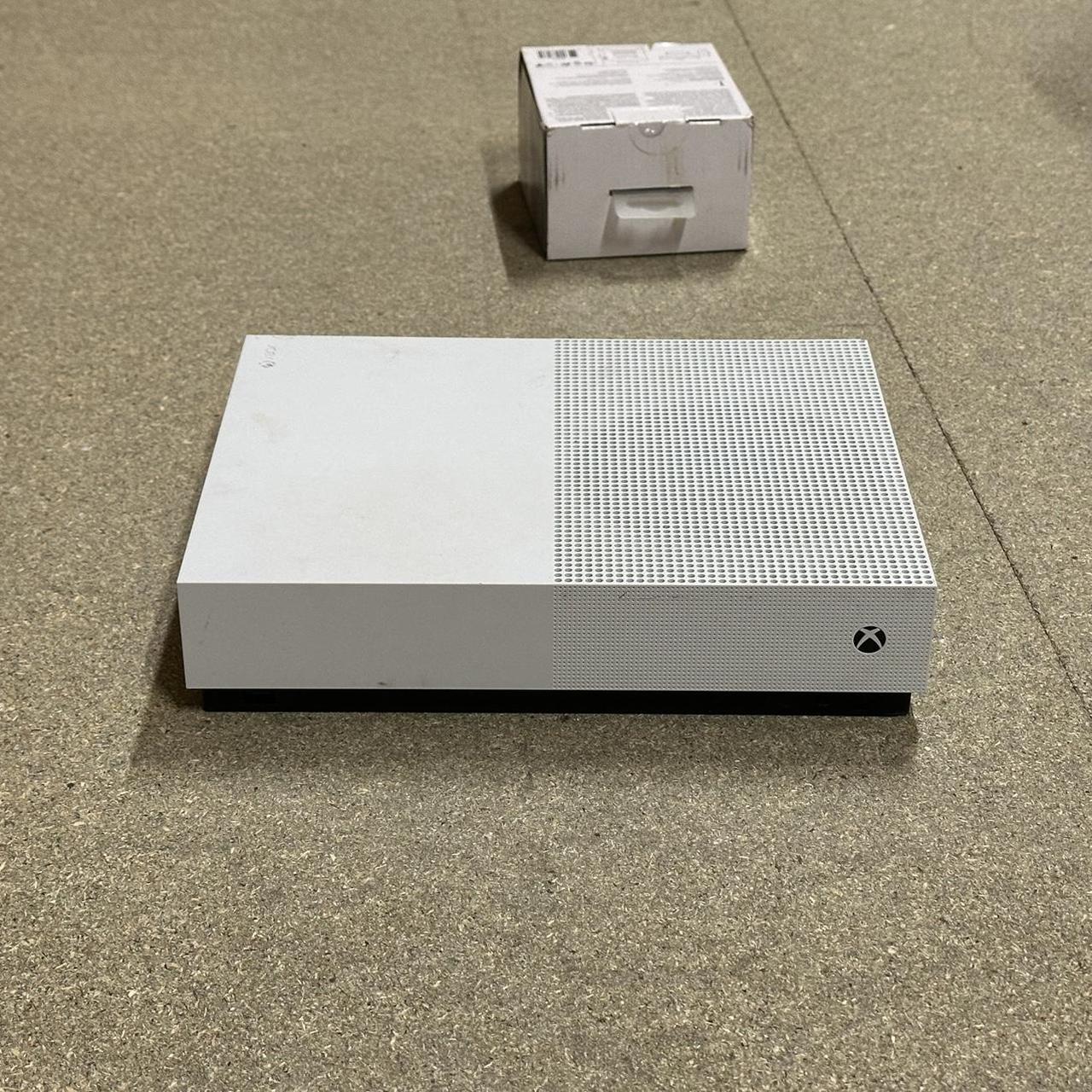 White Xbox One S with 1TB hard drive, 4K Ultra HD... - Depop