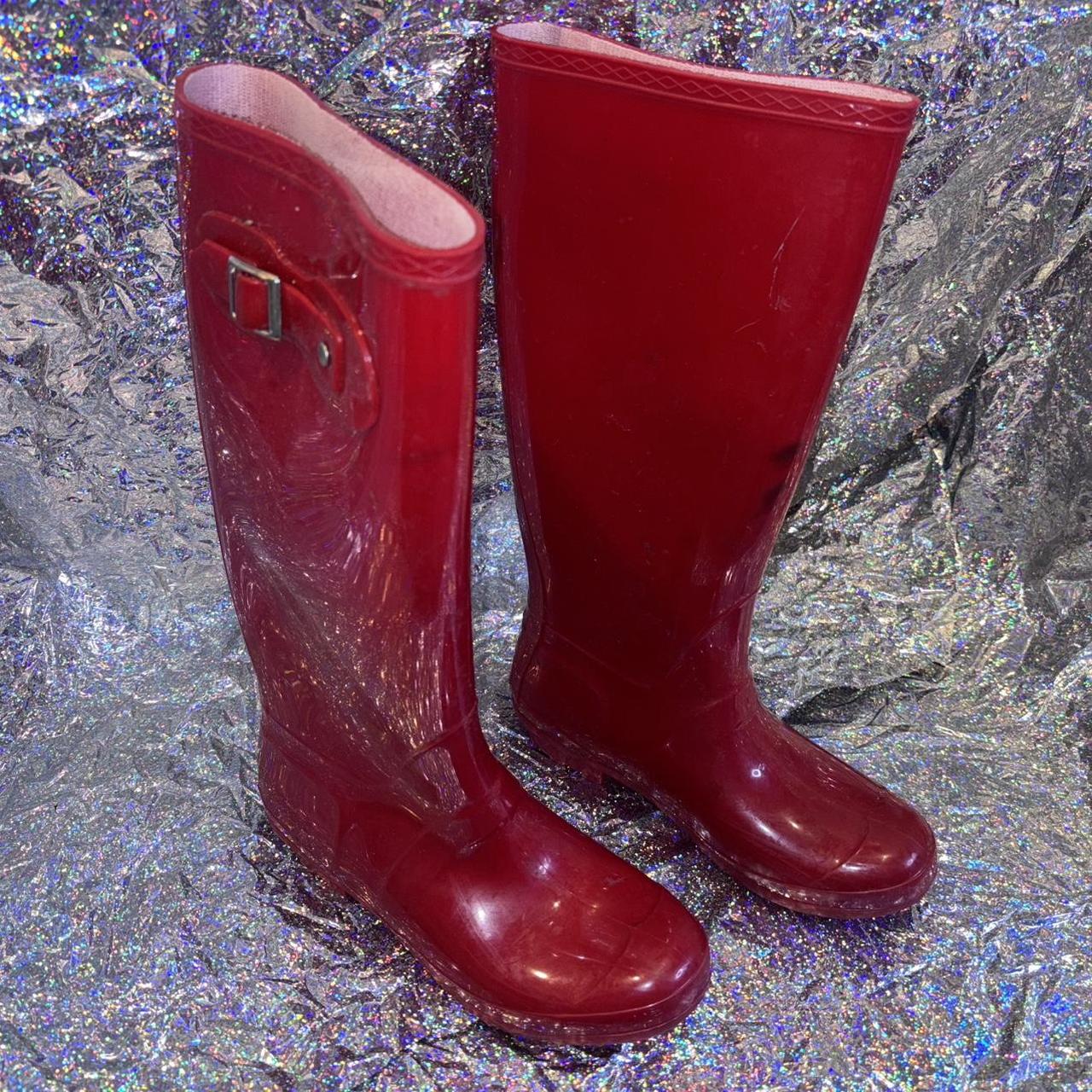 Red rubber rain boots #rainboots #waterproof - Depop