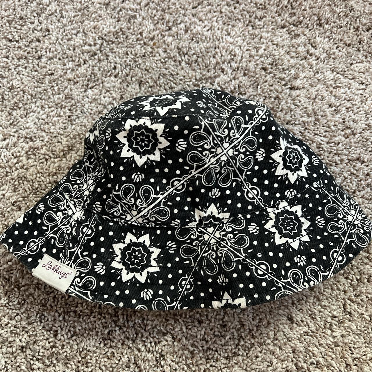 Y2K reversible bucket hat. Wore at #edc last year... - Depop