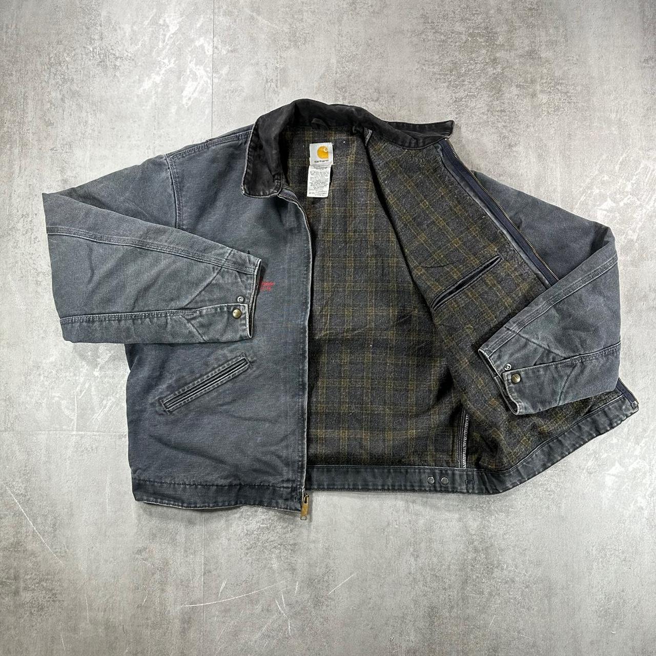 Vintage Carhartt J97 Detroit... - Depop