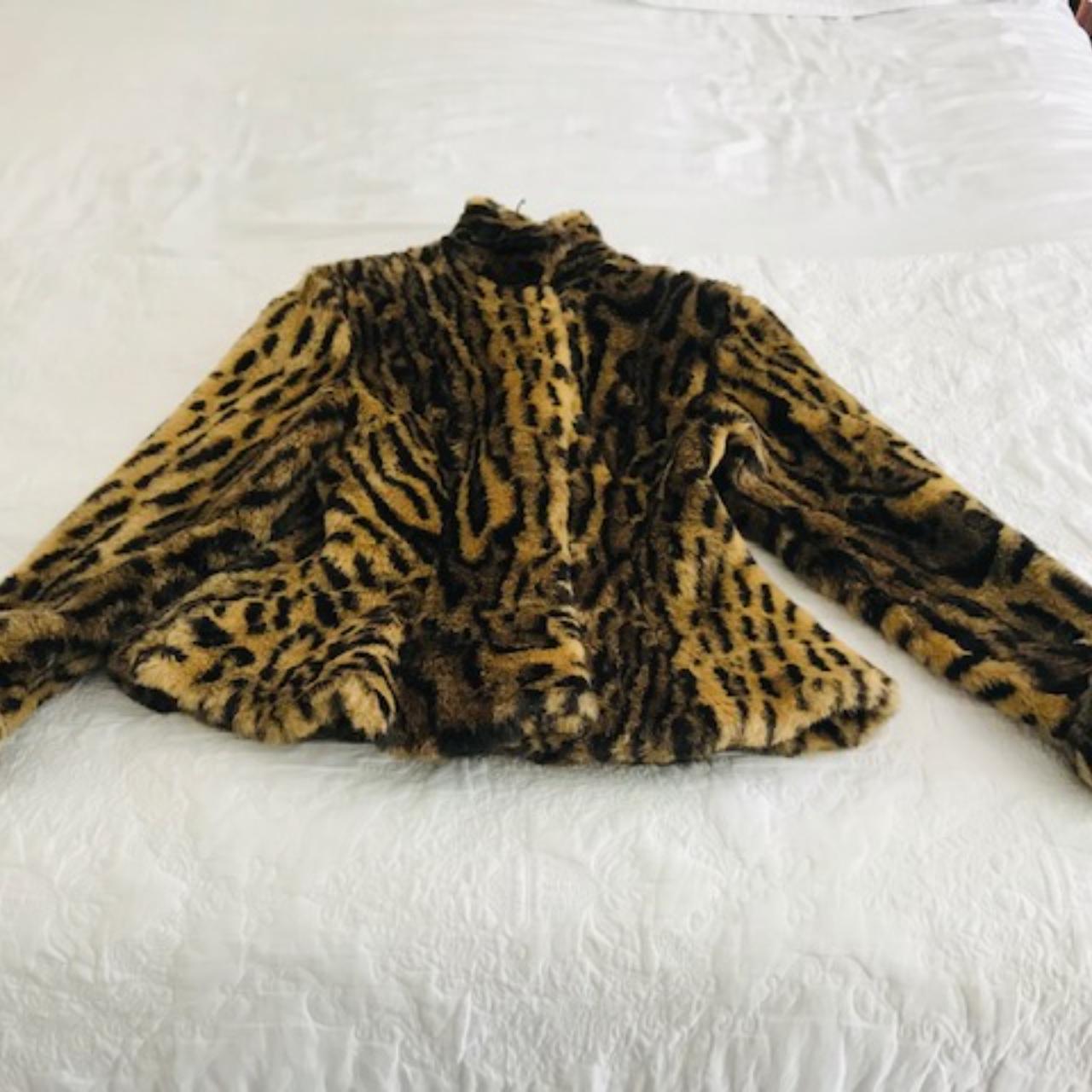 Original Vintage 80's Leopard Skin Jacket.... - Depop