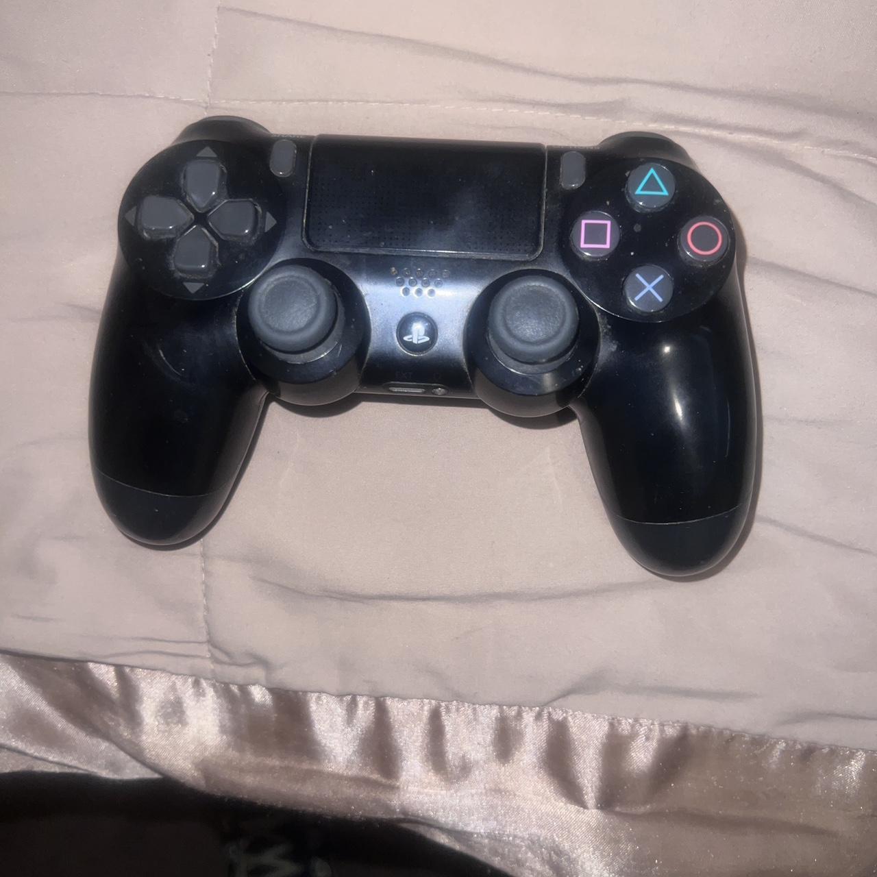 Black and grey PlayStation 4 controller | Depop