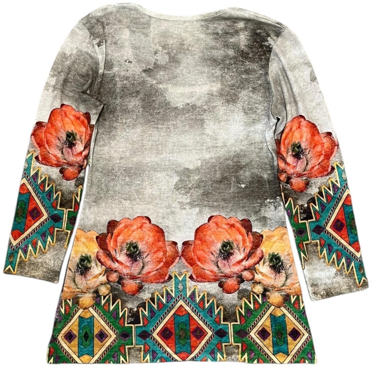 Amma Native Indian Western Tribal Graphic Top Size... | Depop