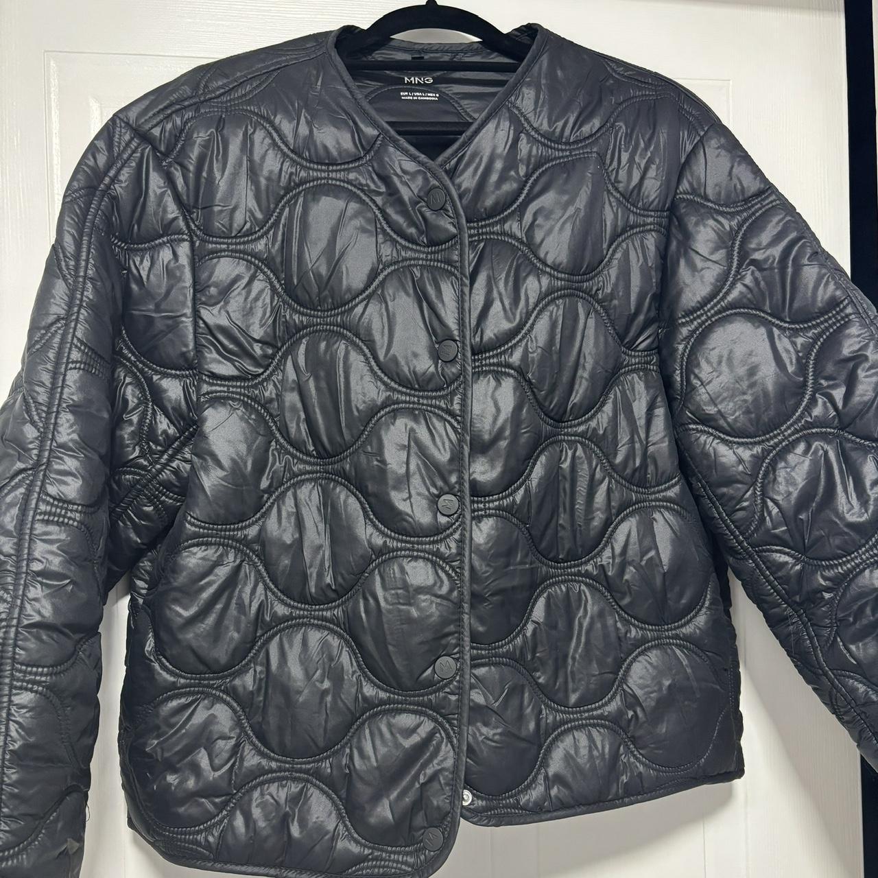 Mango Black quilted puffer jacket #pufferjacket - Depop