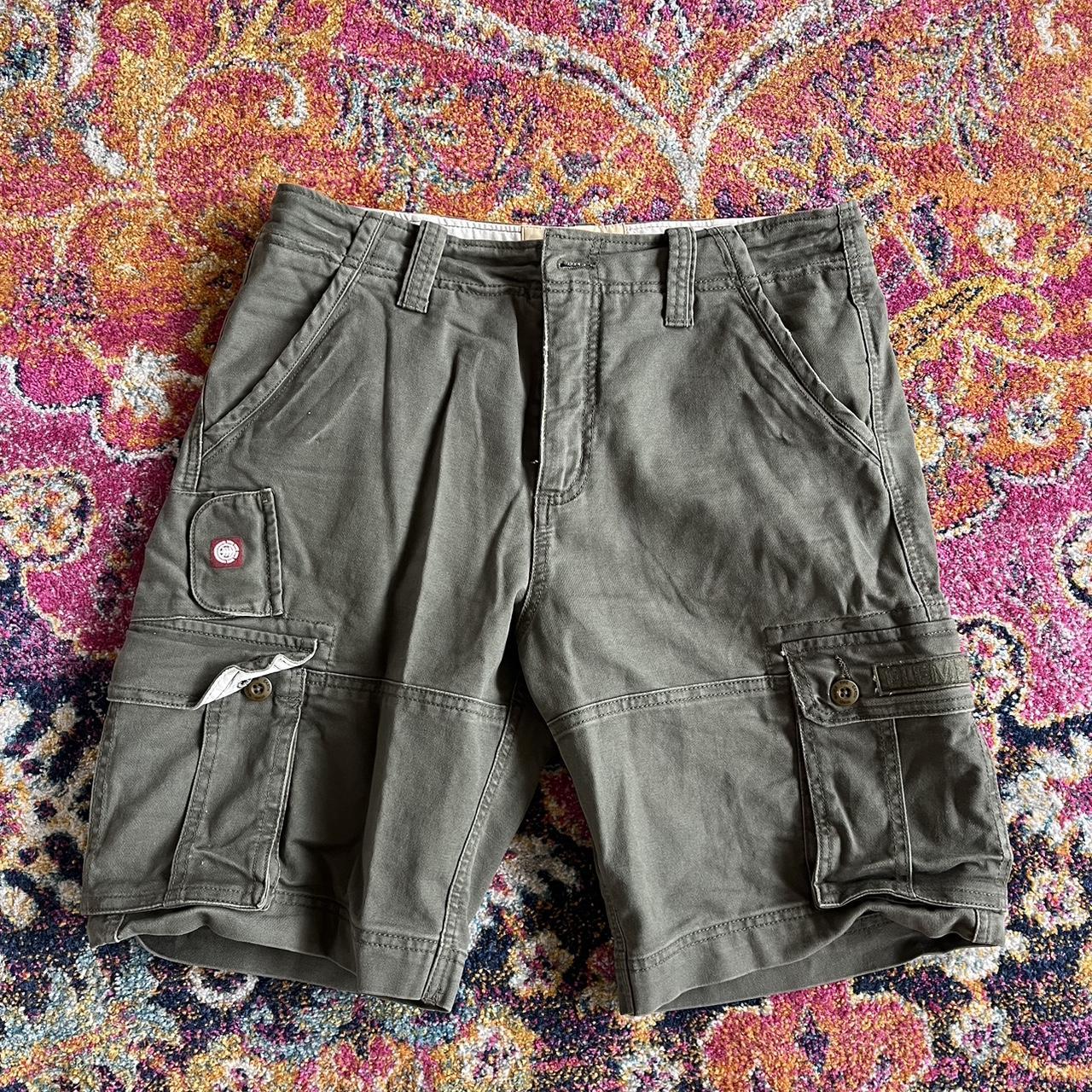 element skater cargo shorts fit slimmer, size large - Depop