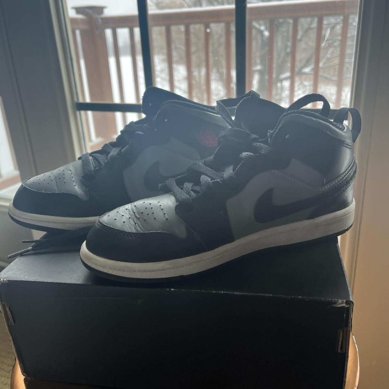 Creased, size 2.5 kids, kids air Jordan 1 mid | Depop
