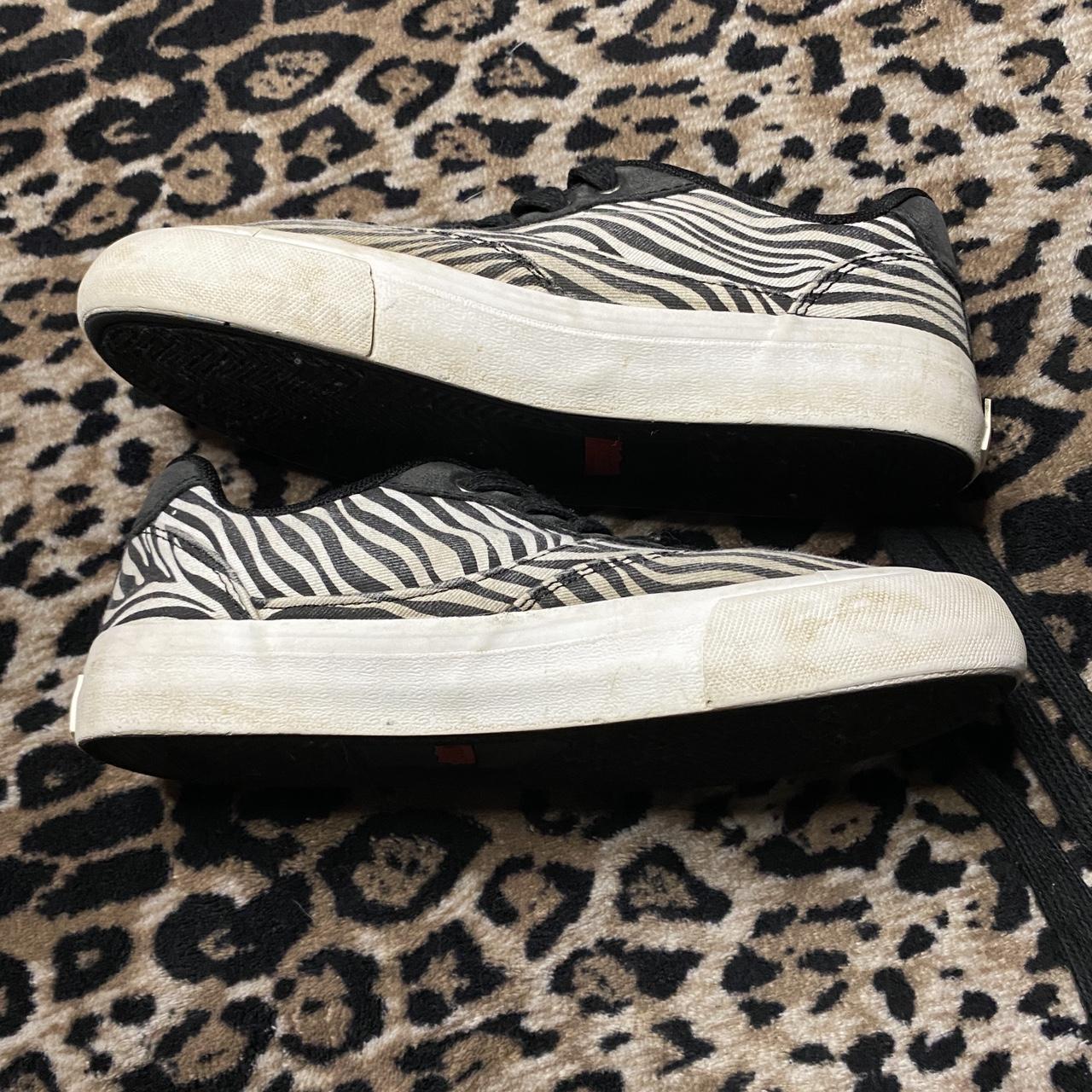 2000s zebra print Levi’s sneaker shoes women’s size... | Depop