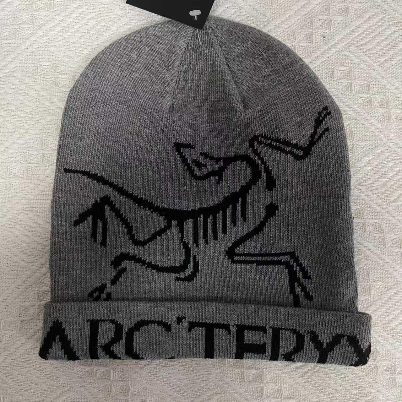 Arc'teryx Knit Hat Size: one size fits... - Depop