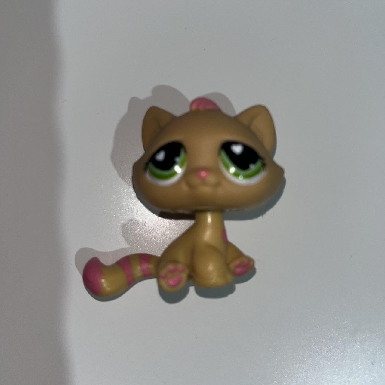 Littlest pet shop bon bon cat 552 #lps... | Depop