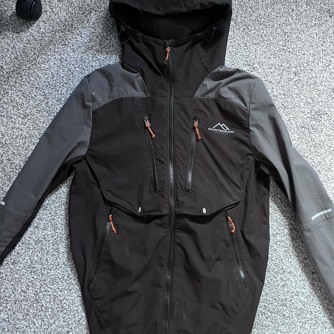 Monterrain reflective Jacket - Depop