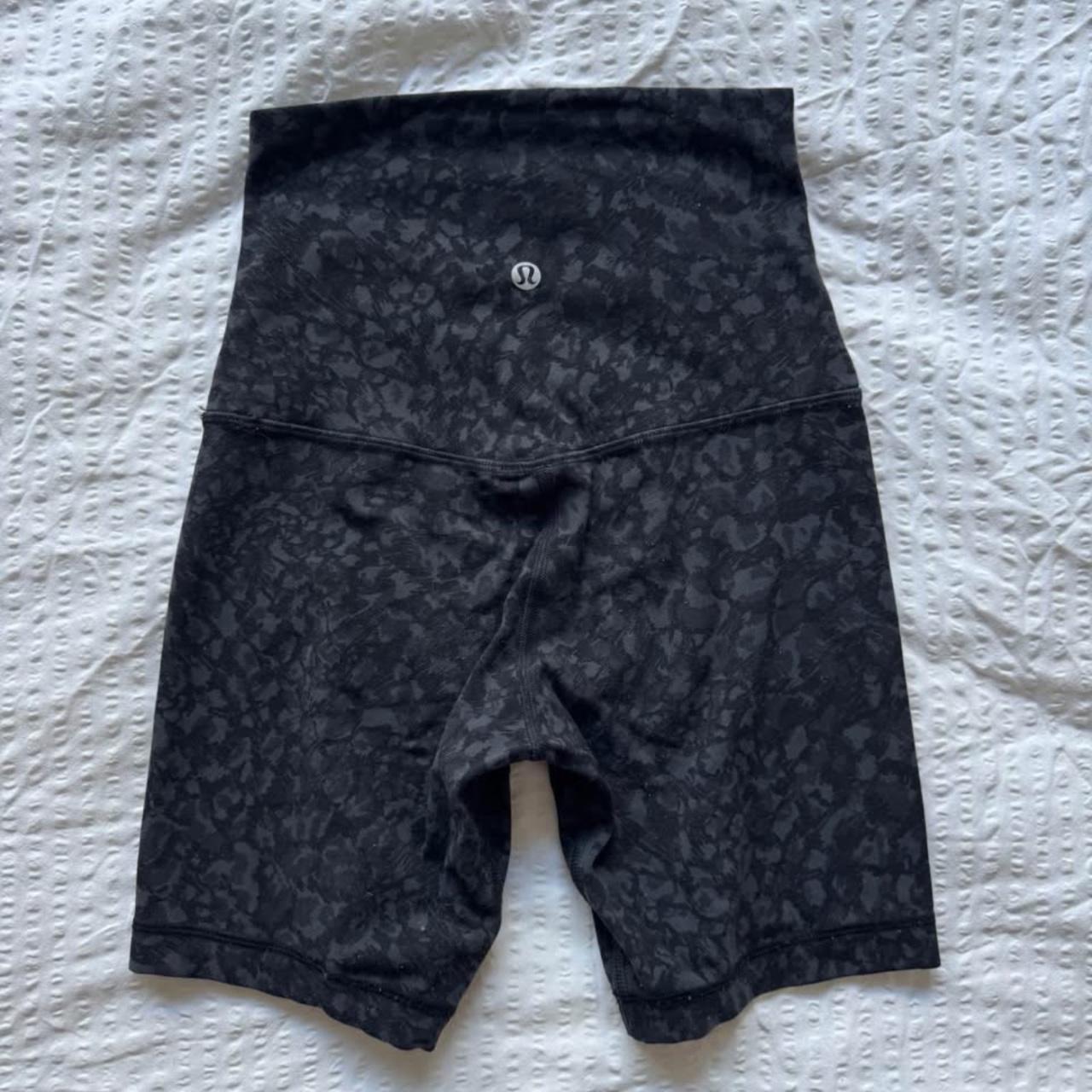 Lululemon leopard print shorts. Size 2 (fits Aus 6).... | Depop