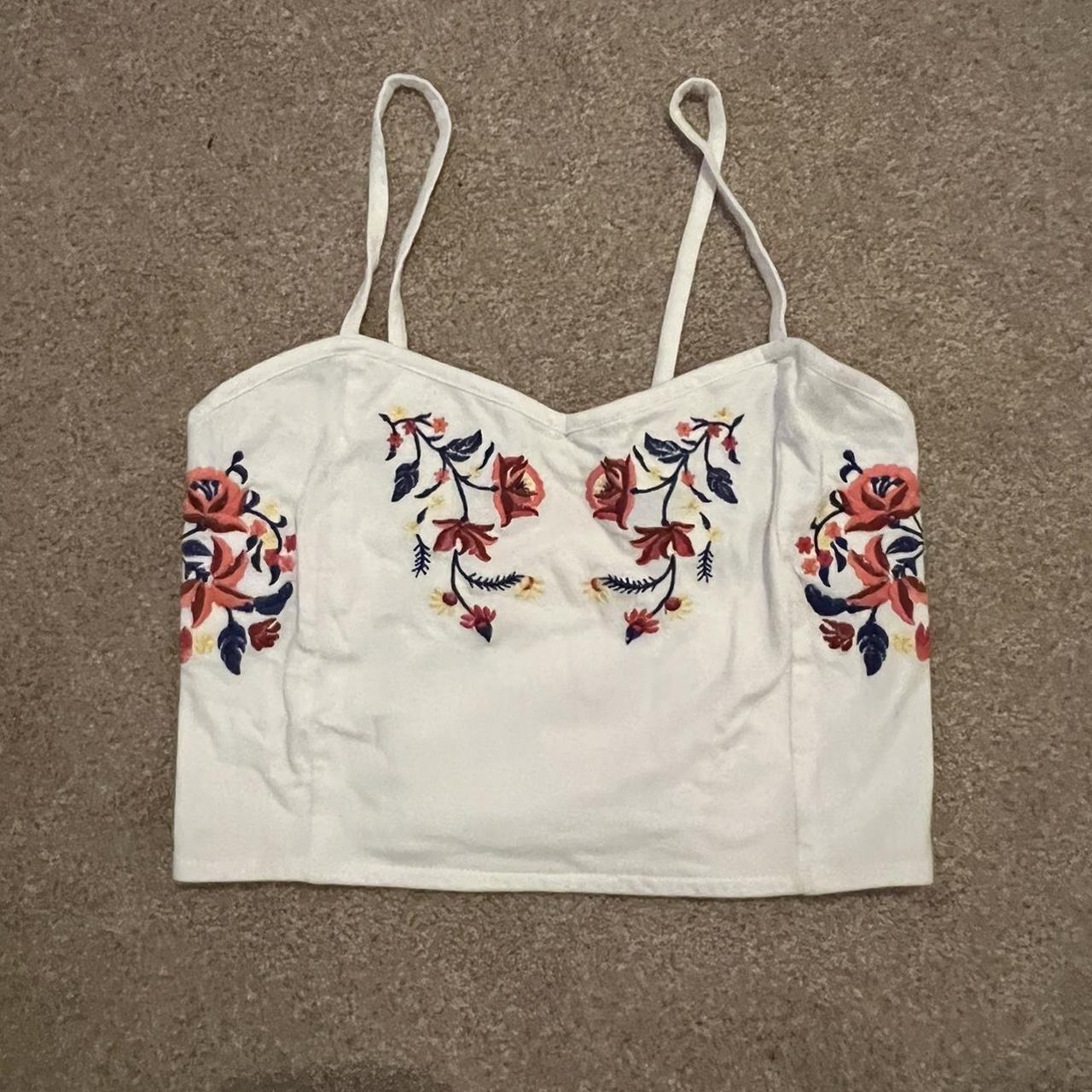 Primark Women's White Crop-top | Depop