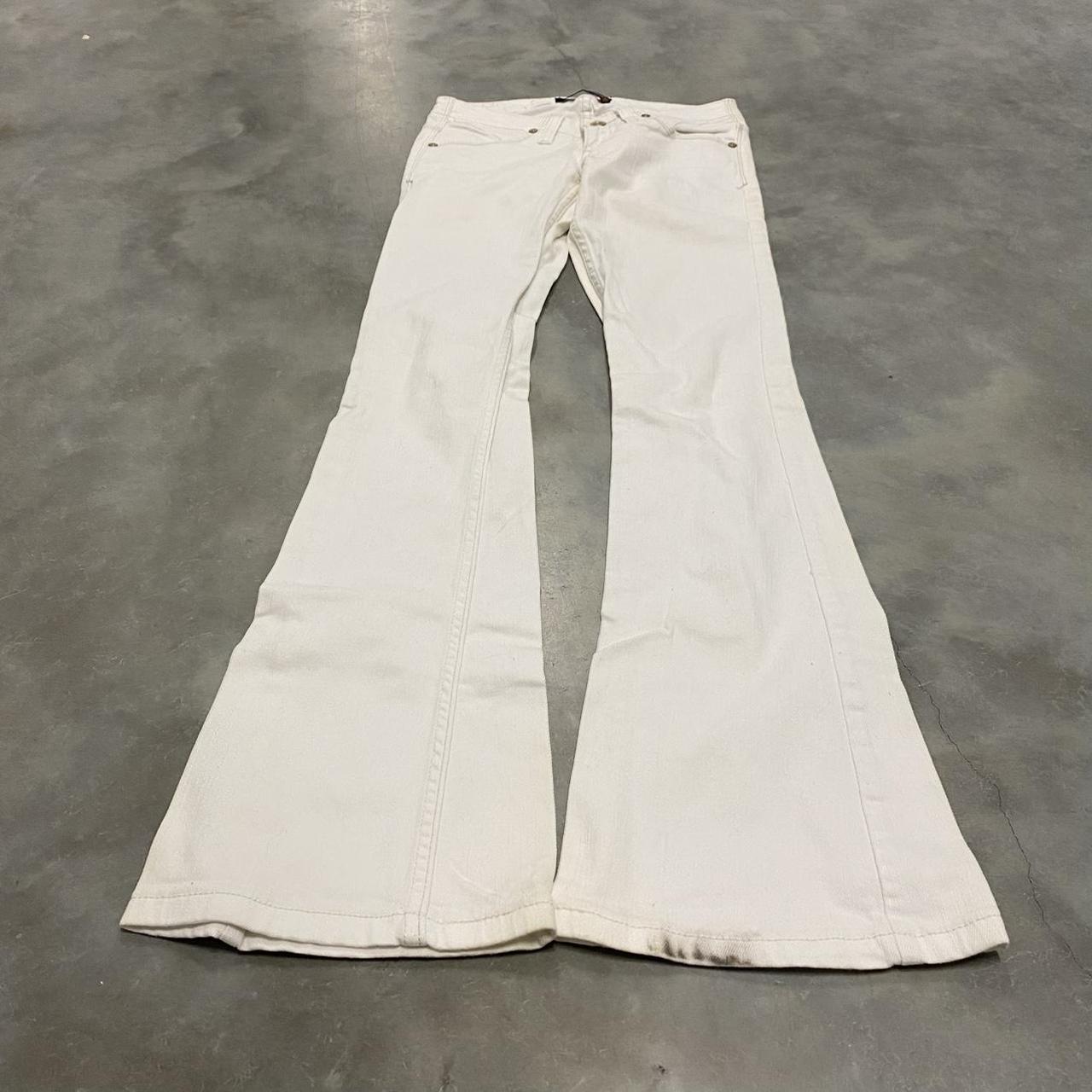 Vintage y2k 90s flared flares bootcut white Levi’s... | Depop
