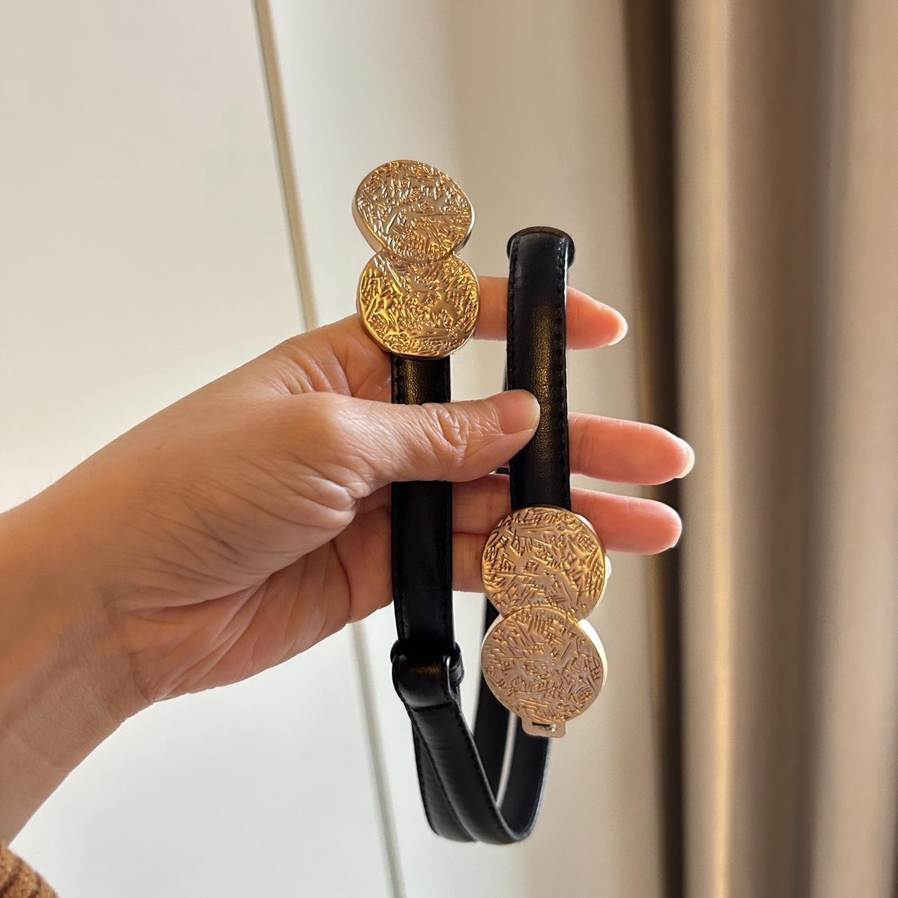 Gold coin hair clip #hairaccessories | Depop