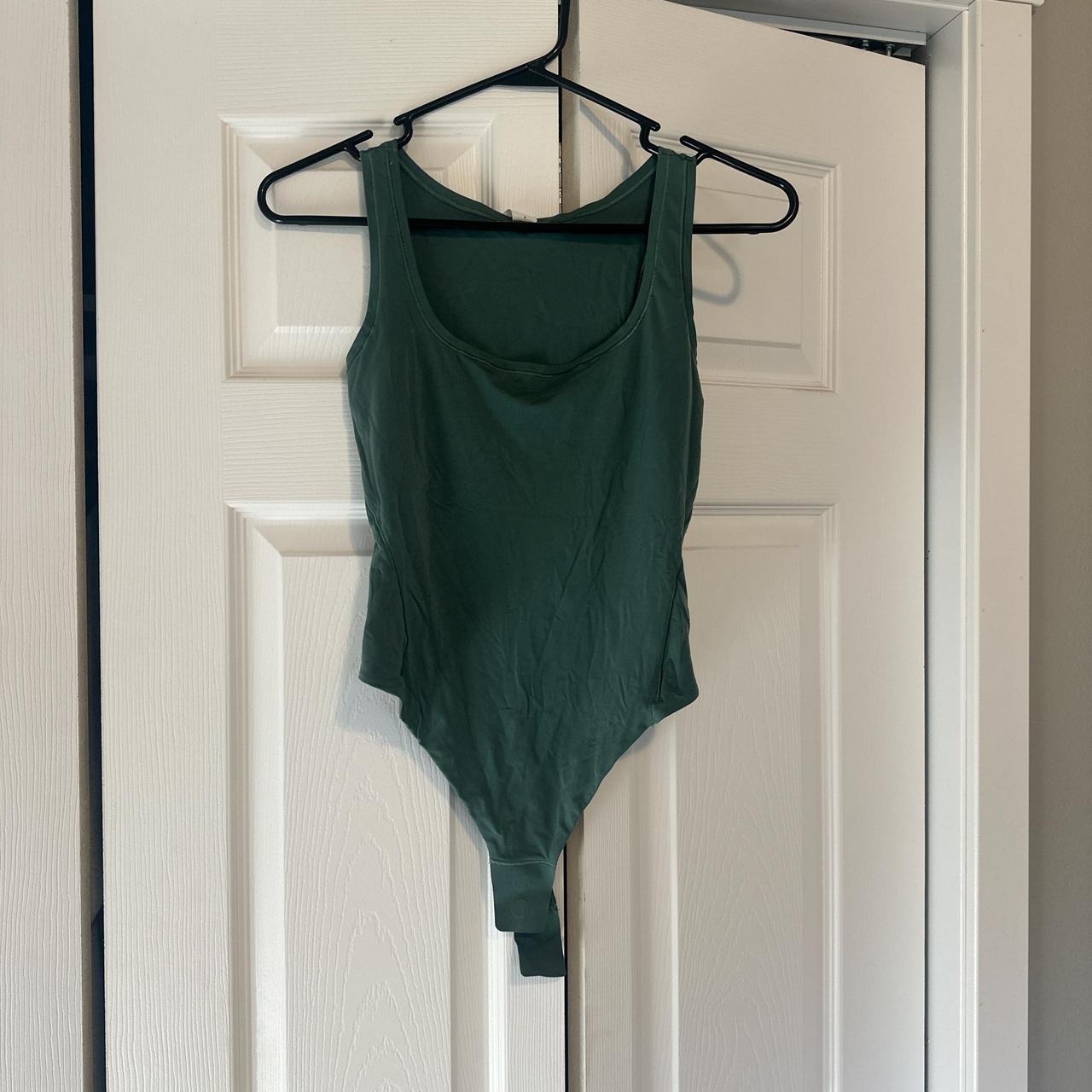 Lululemon Forest green bodysuit #bodysuit - Depop