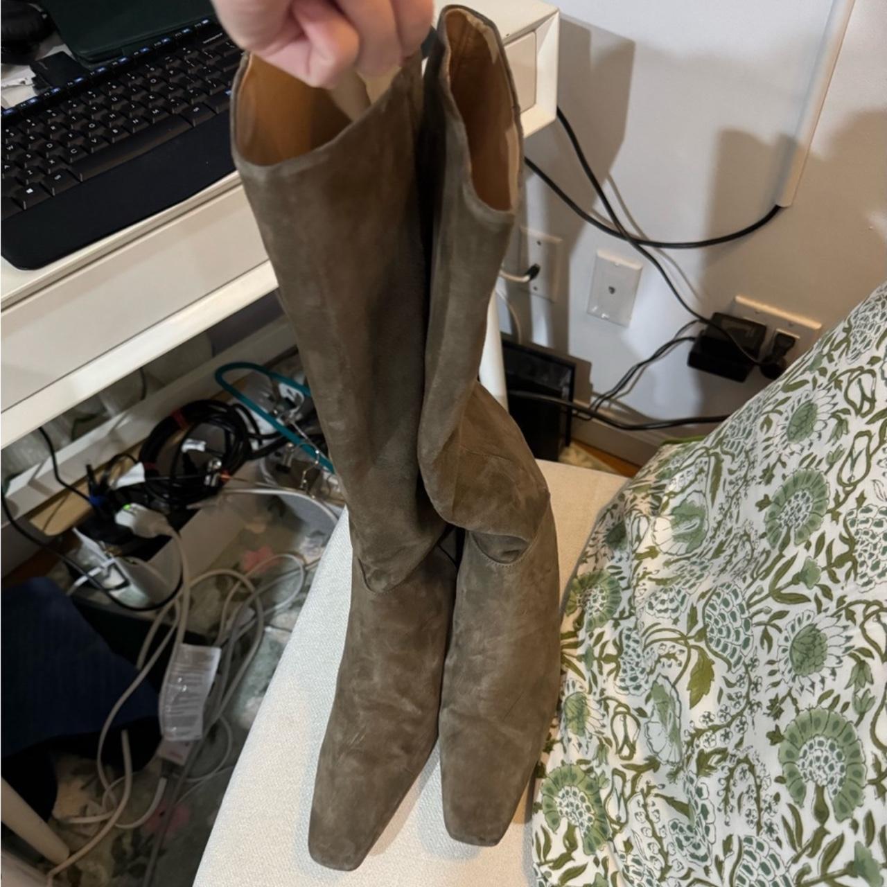 Réformation knee high boots - Depop