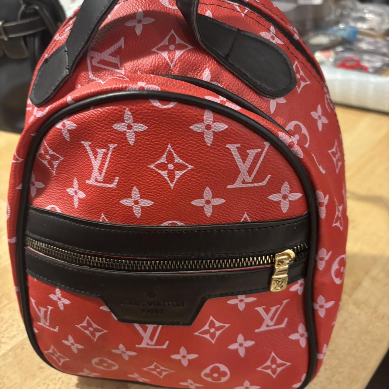 Red mini backpack - Depop