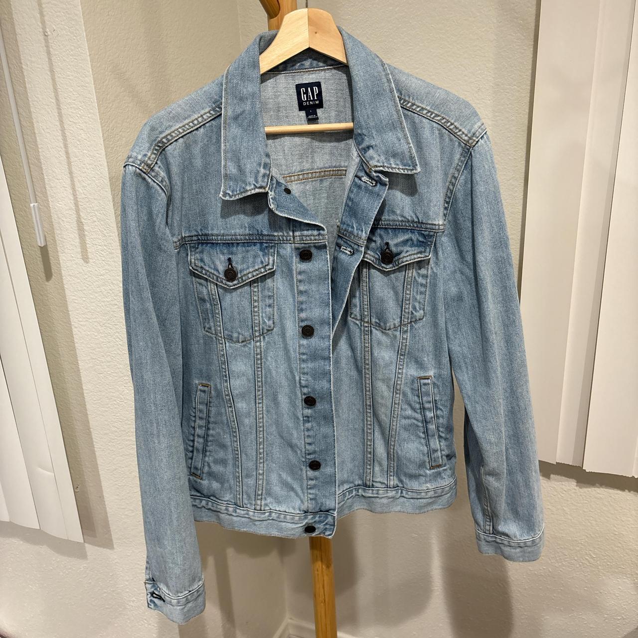 Jean Jacket from GAP Size L, snug fit - Depop