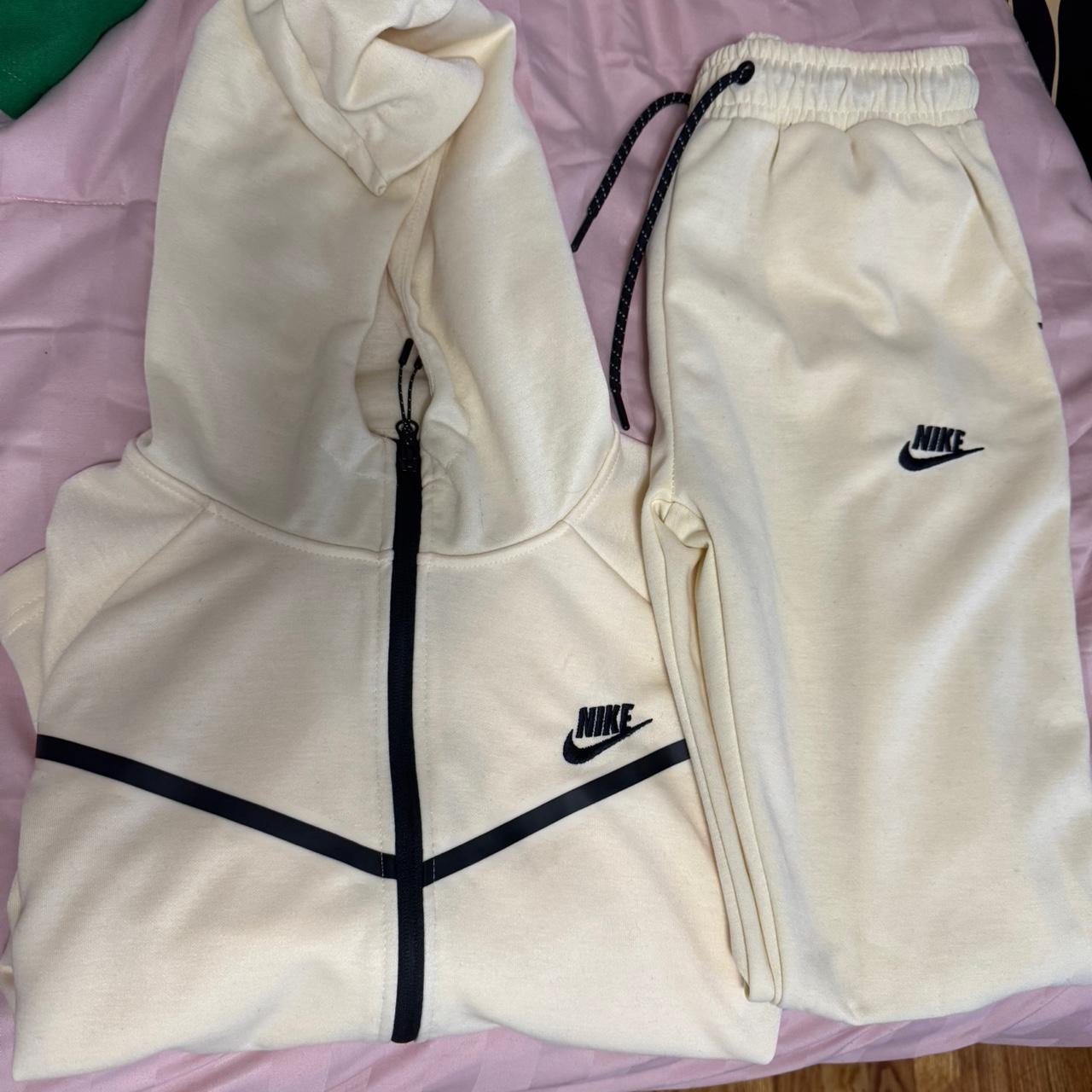 Yellow Nike Tech Set #niketech #nike | Depop