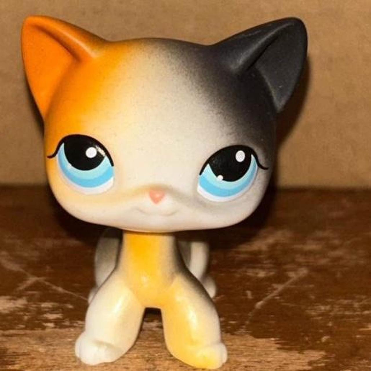 *ON HOLD* AFTERMARKET!!! LPS Calico Shorthair Cat #... | Depop