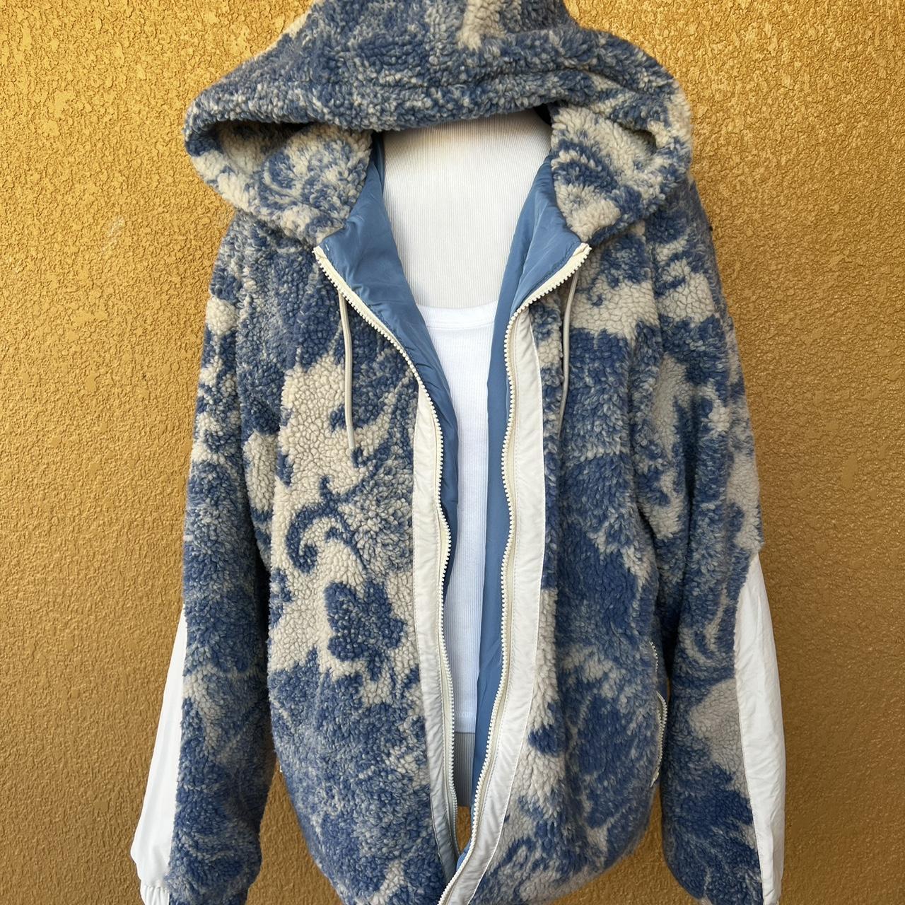 Urban outfitters Blue and white Cozy Sherpa jacket... - Depop