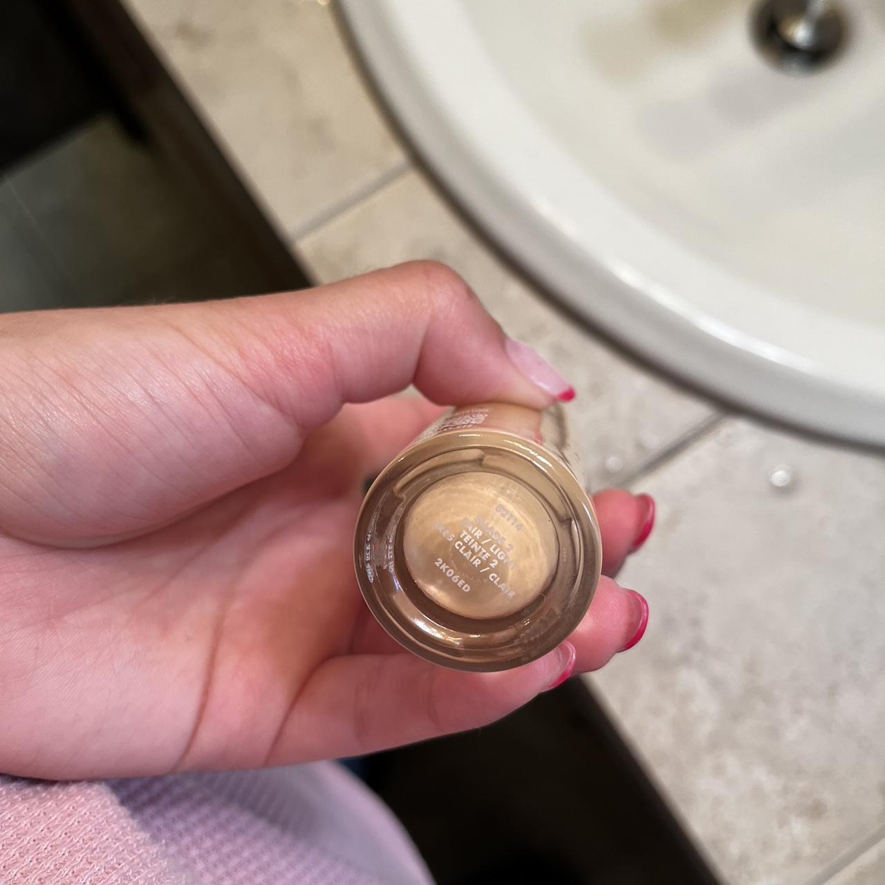 e.l.f. Women's Tan Accessory | Depop