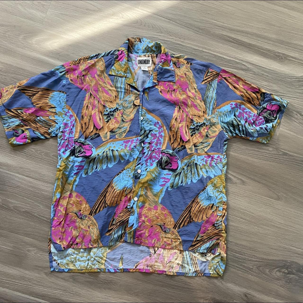 90s Union Bay Hawaiian 🌺 Parrot 🦜 button down shirt... - Depop