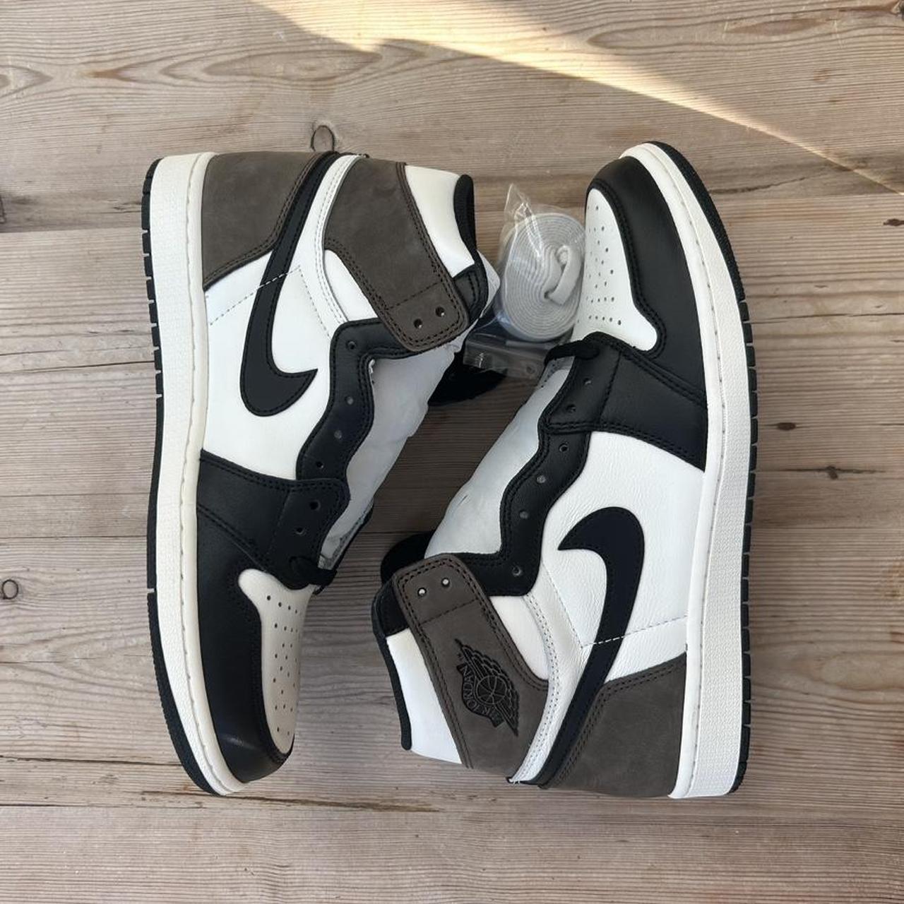 Jordan 1 Retro High 🟤Dark Mocha Colour Way🟤 UK... - Depop