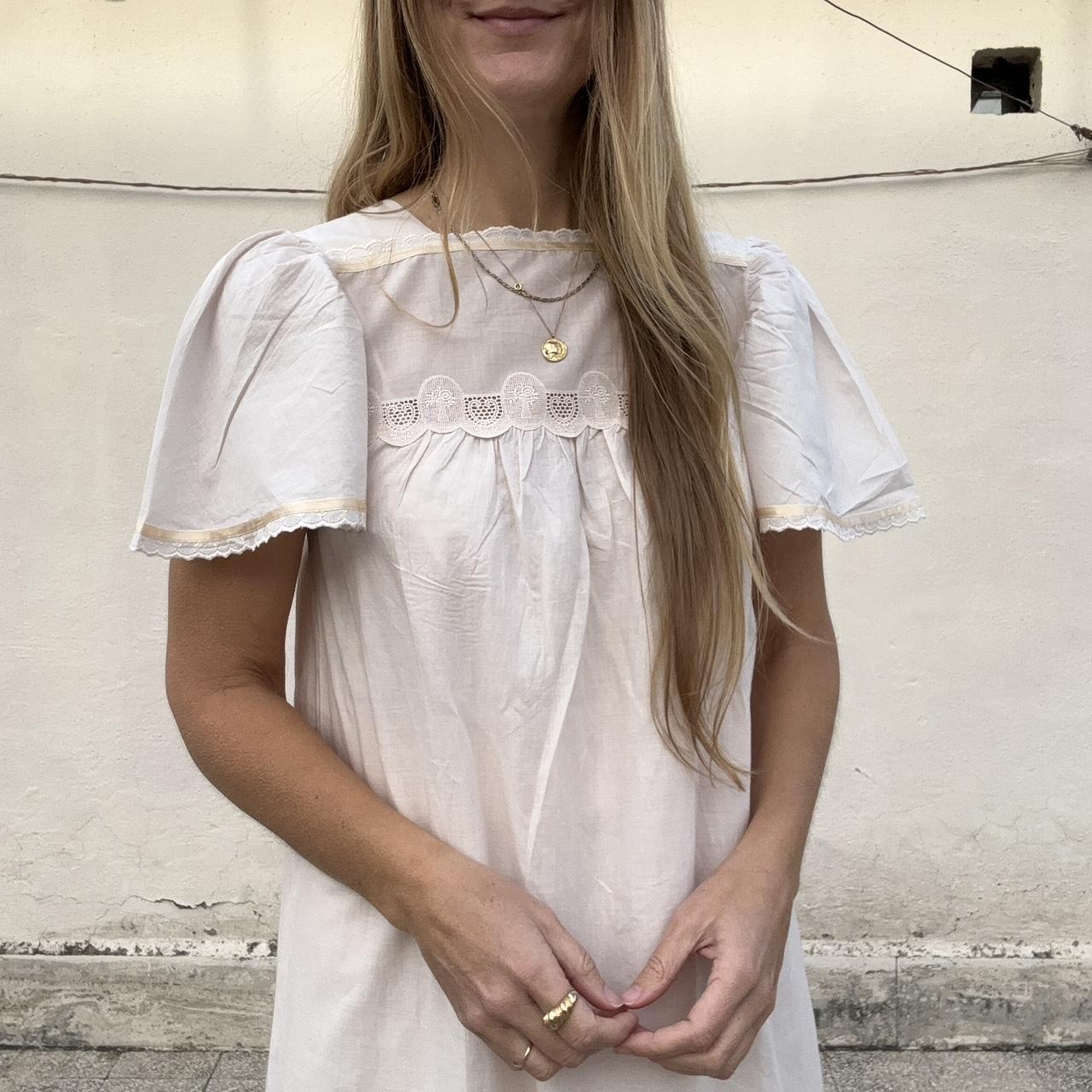 Sand coloured prairie vintage cotton dress with... - Depop