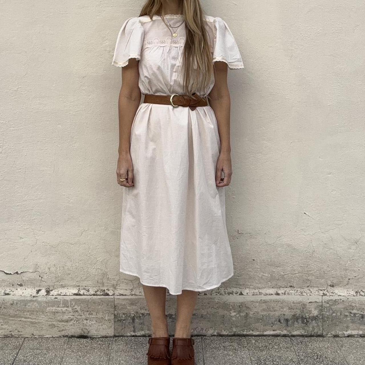 Sand coloured prairie vintage cotton dress with... - Depop