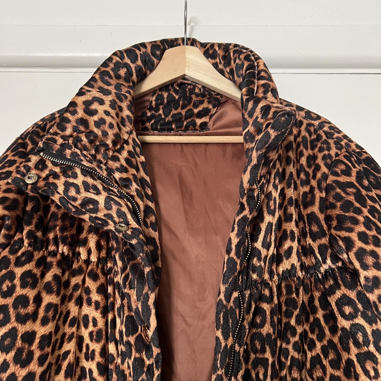 Leopard print puffer jacket Size large Velvet - Depop