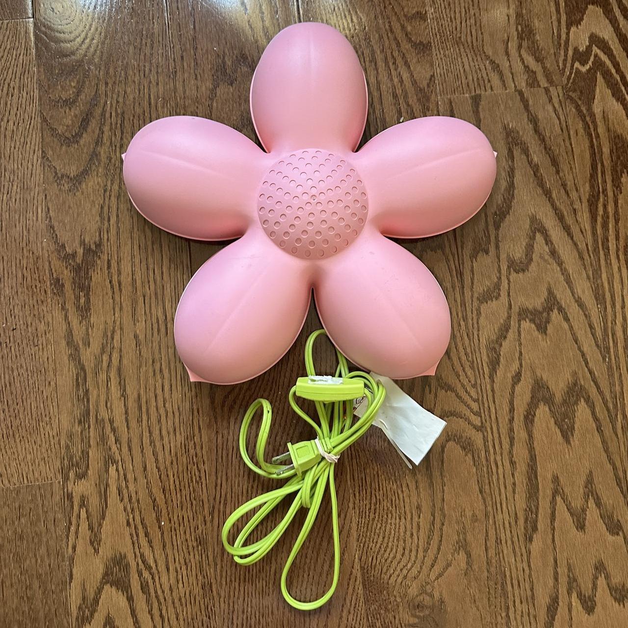 IKEA Pink Flower Wall Lamp •cute green cord - Depop